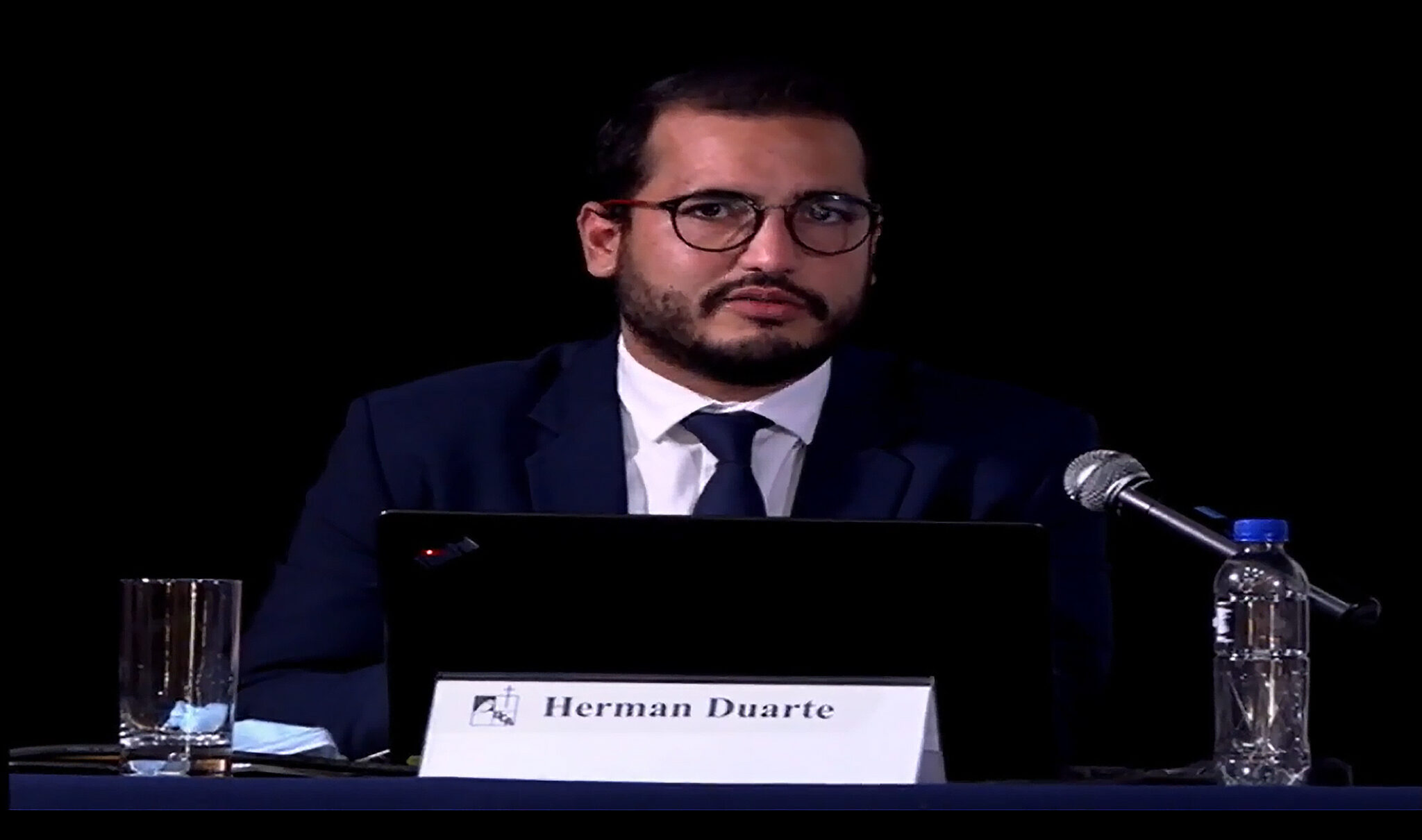 Herman Duarte presenta el estudio “Agnotología y pandemia”