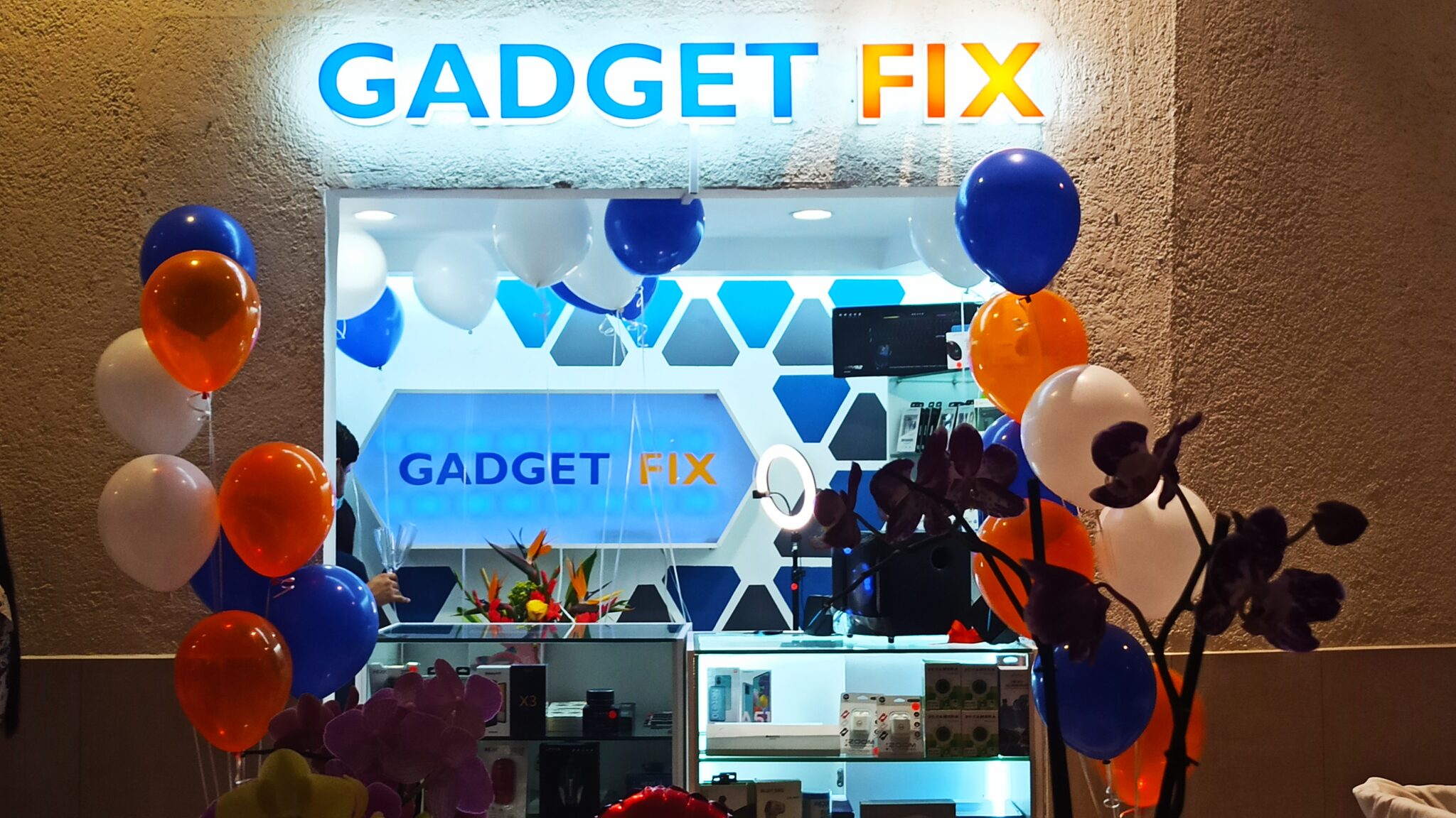 Gadget Fix abre su nueva tienda en Multiplaza