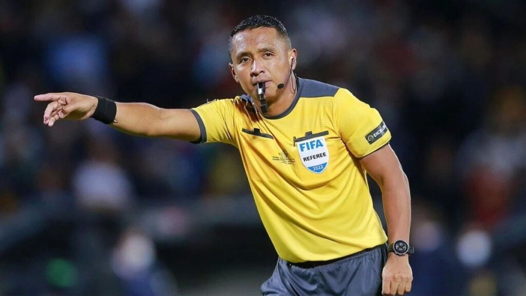 Iván Barton hace historia al aplicar por primera vez la “Ley Vinicius ...